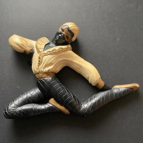 Wall Decor | Vintage Chalkware Dancer | Poshmark